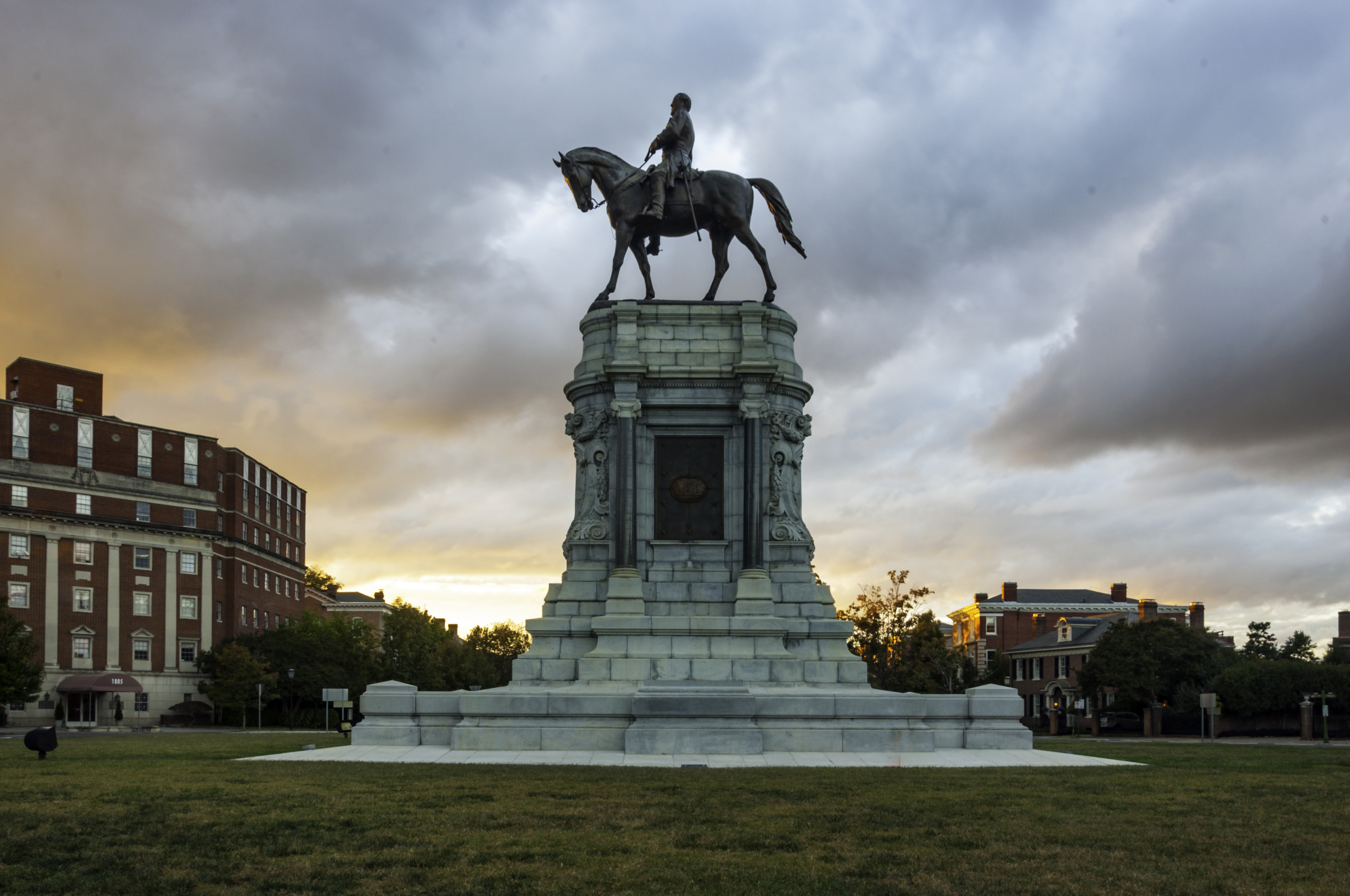 _DSC0685 – Virginia History Podcast